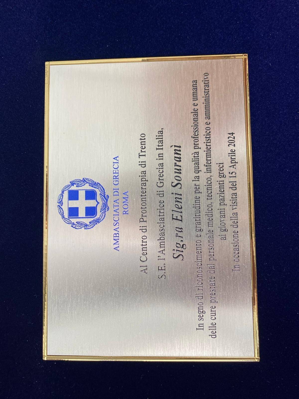 Protonterapia: la visita dell'ambasciatrice greca in Italia / Notizie ...